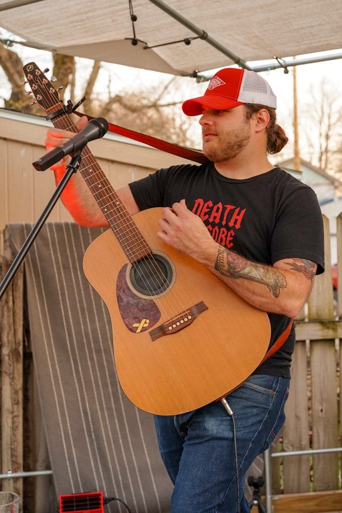 Watch: Ryan Manuel at Kaw Valley Public House – I Heart Local Music