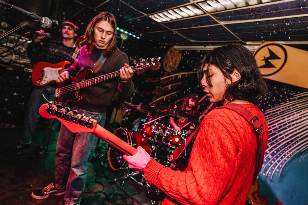 Photo Gallery: Aquarian Blood / Surfield / Discotek Mama – I Heart ...